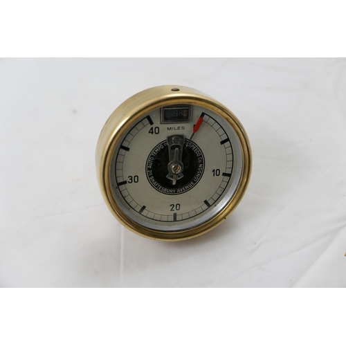An Auto Tempo Speedo Co of Shaftesbury Avenue London 40mph speedometer ...