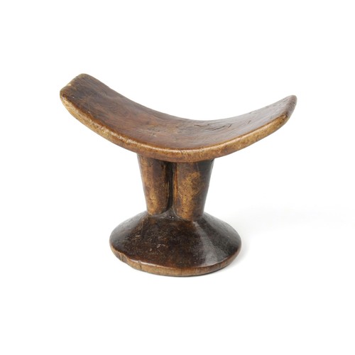 AN AFARE HEADREST, SOMALIA