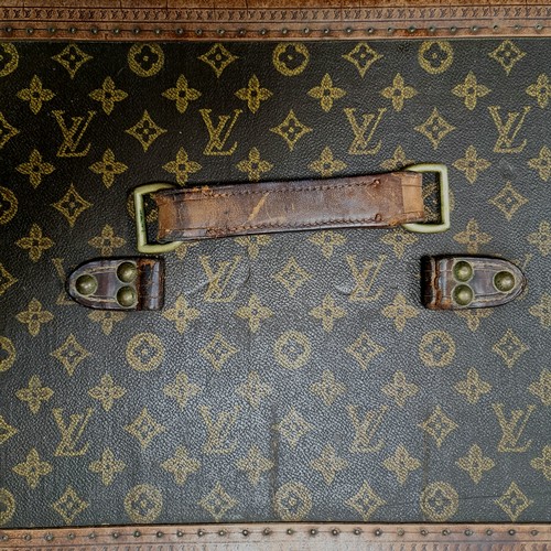 LOUIS VUITTON ENCYCLOPEDIA BRITANNICA TRUNK, 1911