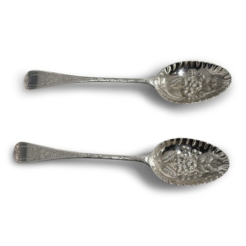 A PAIR OF SILVER SERVING SPOONS, JOHN ROUND & SON LTD, SHEFFIELD, 1885