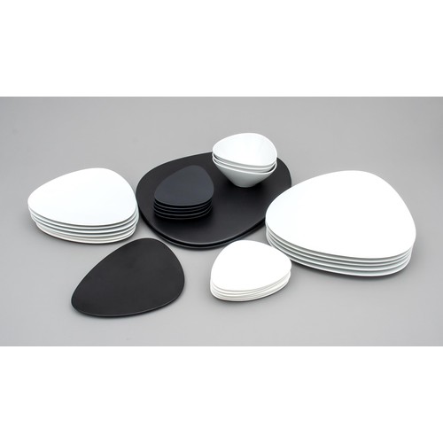 AN ALESSI PART COLOMBINA MELAMINE DINNER SERVICE
