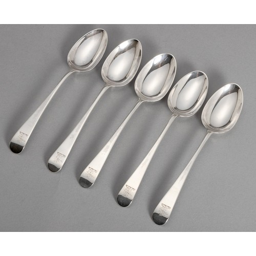 A SET OF FIVE GEORGE III SILVER OLD ENGLISH PATTERN DESSERT SPOONS ...