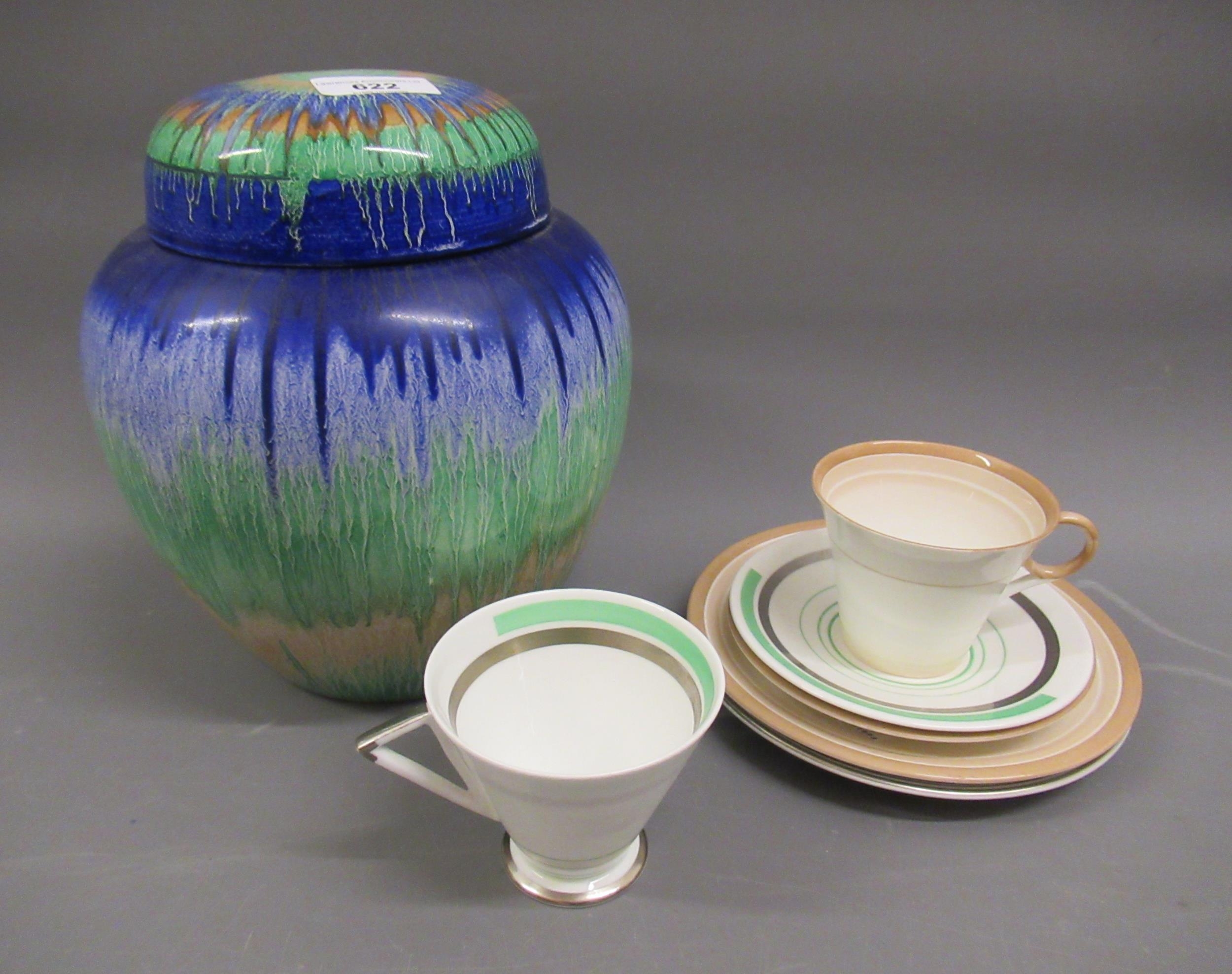 Large Shelley drip ware decorated ginger jar and cover, 9ins high ...