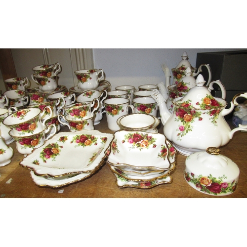 An extensive Royal Albert Old Country Roses pattern dinner, tea and ...