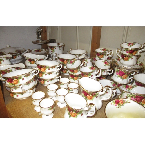 An extensive Royal Albert Old Country Roses pattern dinner, tea and ...