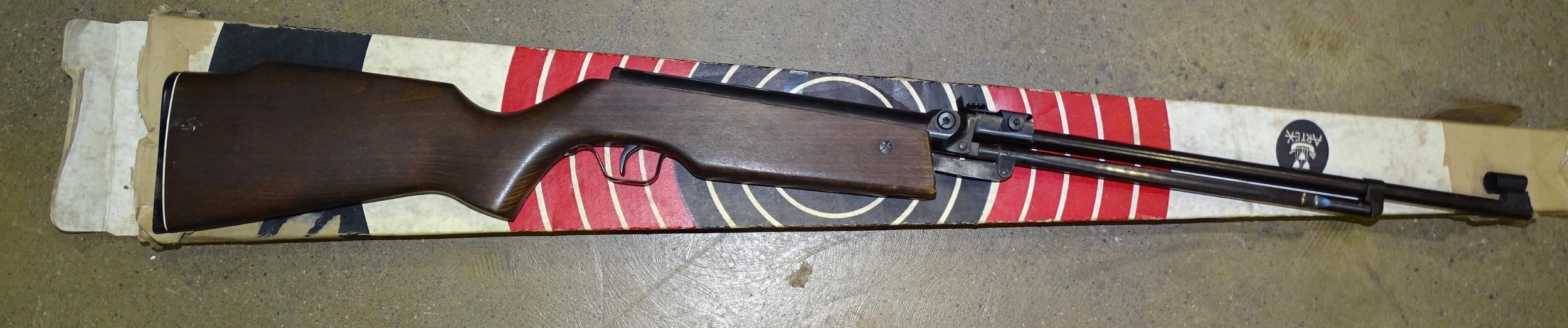 A Relum Tornado .22 air rifle.