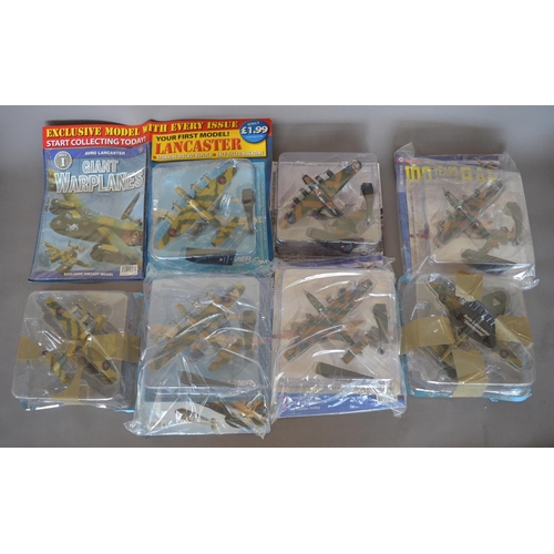 Large collection of magazine syndicated models, all aircraft by Amercom ...