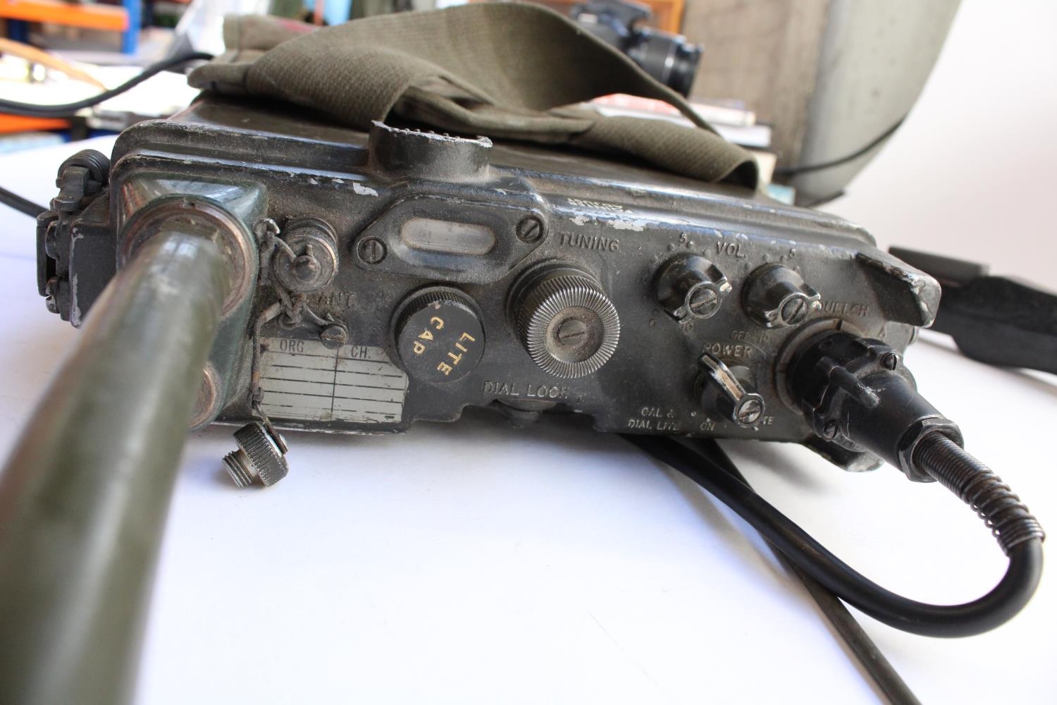 US Military Radio RT-176A/PRC-10 with - auctions & price archive