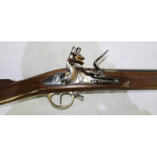 Modern brown bess flintlock musket with steel barrel, no ramrod total ...