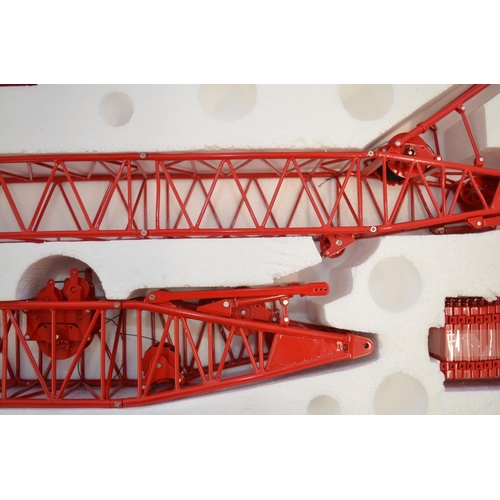 Boxed 1/50 scale Manitowoc 18000 Lattice Boom highly detailed crawler ...