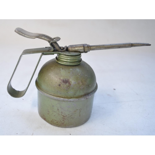 Collection of vintage oilers. (7)