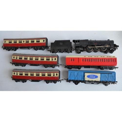 Collection of vintage OO gauge Triang Railways models and track to ...