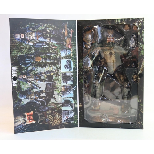 Hot Toys Movie Masterpiece MMS90 1/6 scale poseable Predator action ...