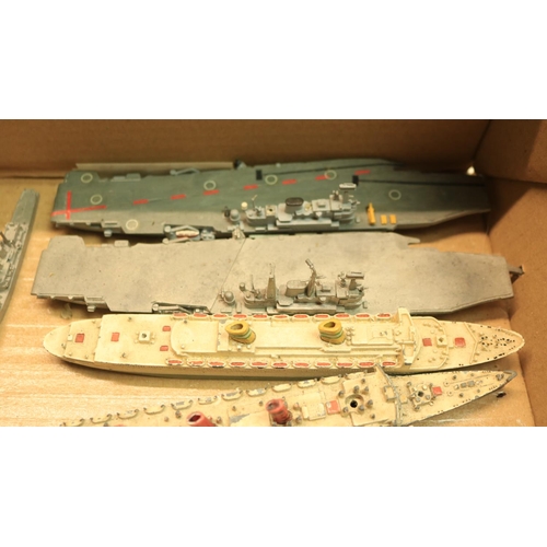 Interesting collection of very small scale metal ship models (1/1200 ...