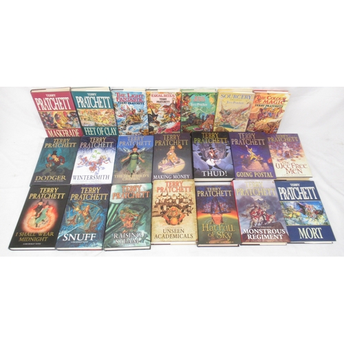 Terry Pratchett - large collection of Terry Pratchett books to inc. 1st ...