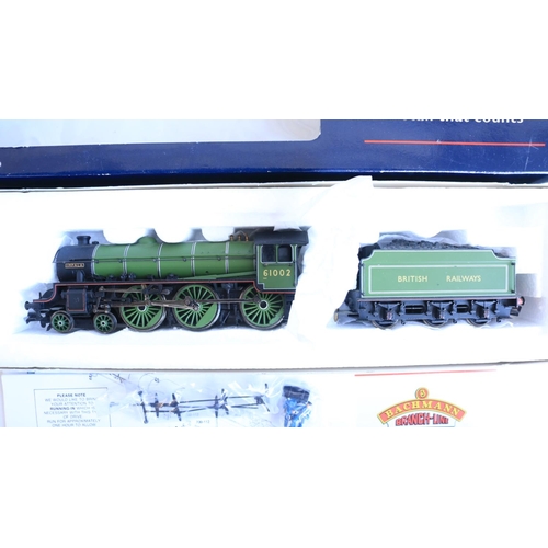 Two OO gauge steam locomotive models from Bachmann to include 31-175 ...