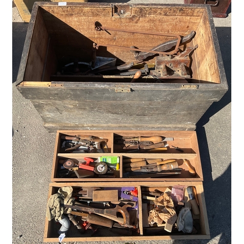 Large Joiners pine tool chest with two pull out wooden trays and ...