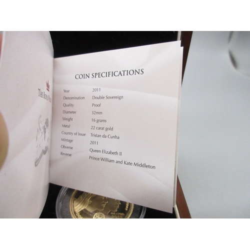 The Commonwealth Mint and Philatelic Bureau Ltd - 2011 William & Catherine Double Sovereign, encapsu