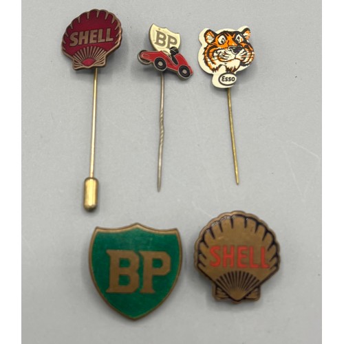 Fine small collection of Petroliana related badges including 1950s BP ...