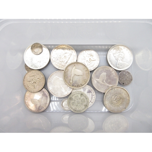 Large assorted collection of coins to inc. folder cont. 60 ...