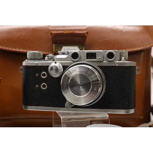Reid & Sigrist Ltd. of Leicester Reid-III rangefinder camera no. P2805 ...