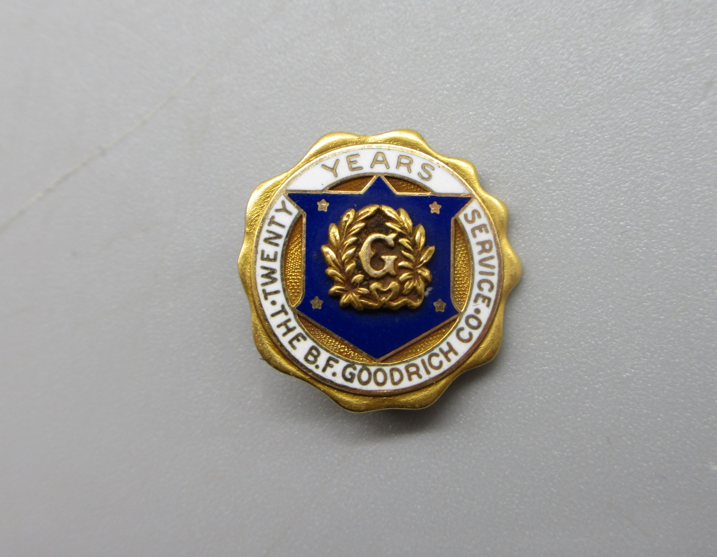 Twenty Years Service The B.F.Goodrich Co. 14k stamped pin badge (4g ...