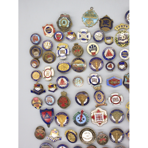 Collection of vintage Union and Amalgamated Workers pin badges & badges ...
