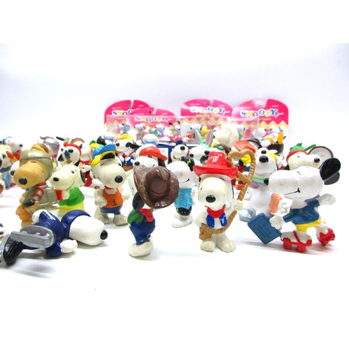 Collection of miniature Peanuts toy figurines comprising Hallmark ...