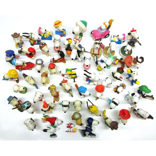 Collection of miniature Peanuts toy figurines comprising Hallmark ...