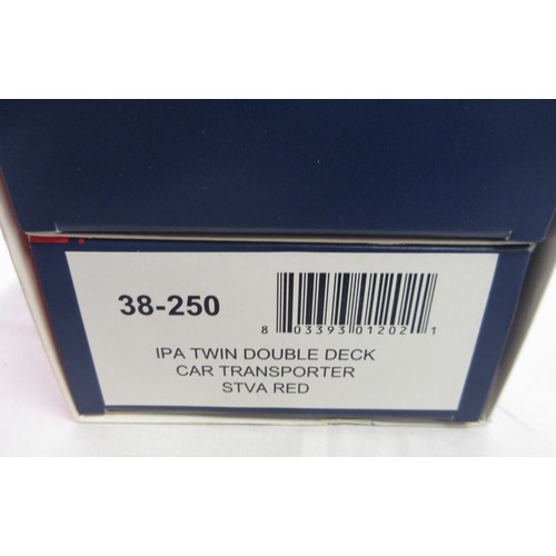 Twenty-six boxed OO gauge Bachmann rolling stock to incl. 3x 30 Ton ...