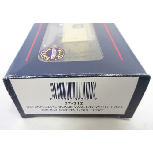 Twenty-six boxed OO gauge Bachmann rolling stock to incl. 3x 30 Ton ...