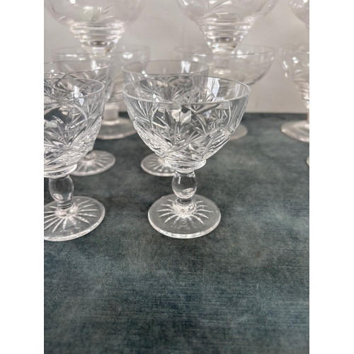 6 x Stuart Crystal sundae dishes, and other crystal wine glasses