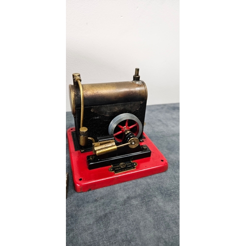 1950's SEL Model 1540 Stationary Steam Engine. With original box