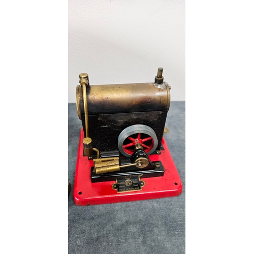 1950's SEL Model 1540 Stationary Steam Engine. With original box