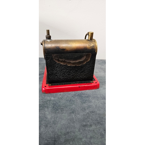 1950's SEL Model 1540 Stationary Steam Engine. With original box