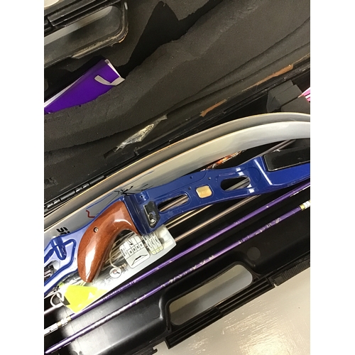 Winstar Cross Bow & 25 Arrows In Hard Shell Case