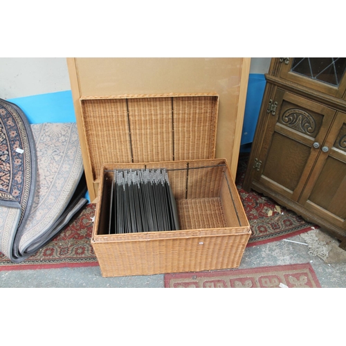 LARGE WICKER FILING CABINET/BASKET WITH 33 FILES 64X45X33CMS