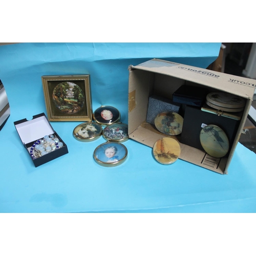 15 X VARIOUS MINIATURES INCLUDING 9 X PETER BATES