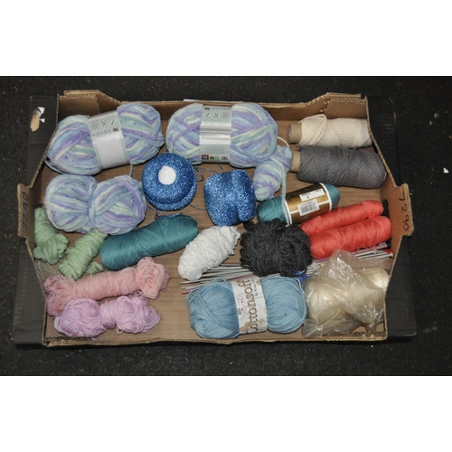 BOX OF ASSORTED WOOL. YARN AND KNITTING NEEDLES