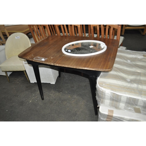 EXTENDING EARLY 60S TABLE