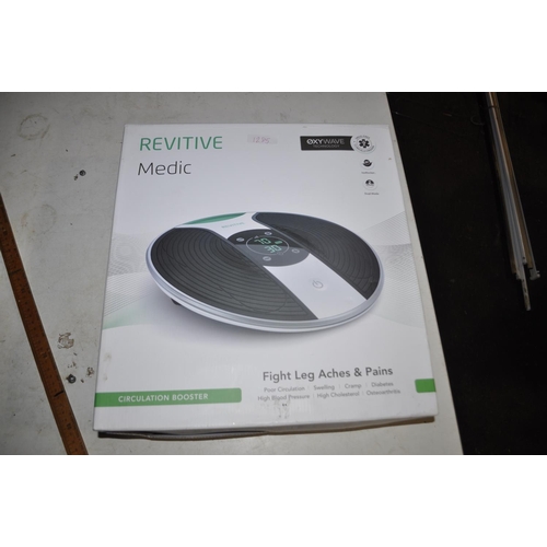 REVITIVE MEDIC LEG CIRCULATION BOOSTER (LOOKS NEW IN BOX WITH REMOTE ...