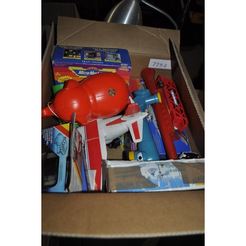 BOX OF CHILDRENS TOYS INC MICRO MACHINES, MATCHBOX CAR AND OTHERS