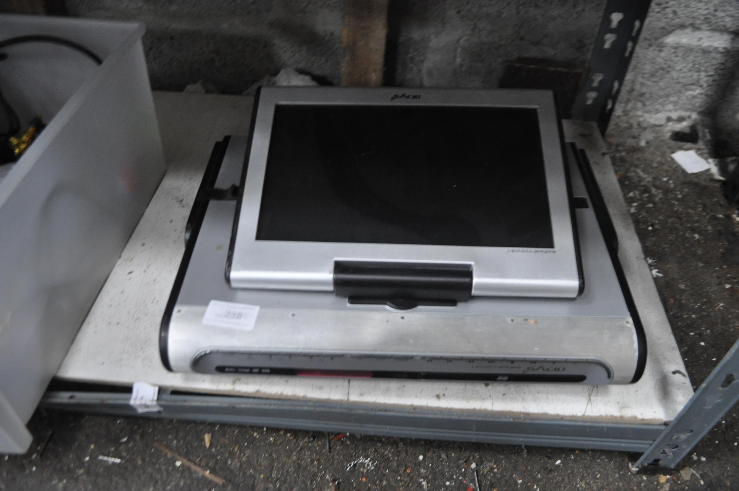 CEILING MOUNTED DVD PLAYER WITH PULL OUT SCREEN MULTIFLAT MF 51002 DVB-T