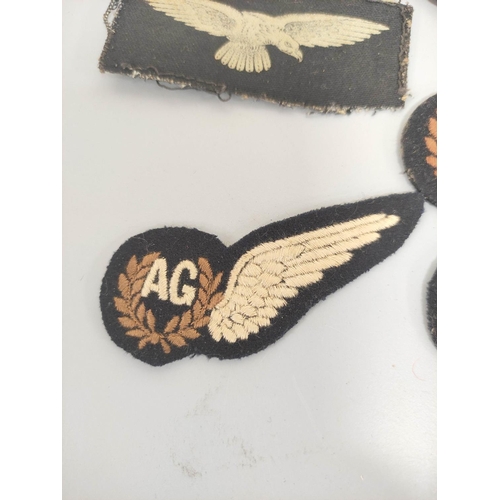 Collection of WW2 patches and buttons including Wireless Operator patch ...