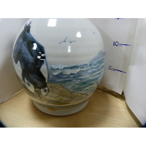 Buchan Ware table lamp depicting puffins.