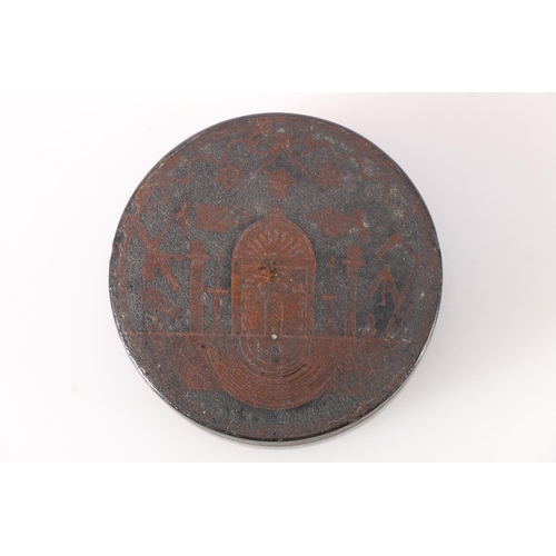 19th century circular lacquered snuff box with Masonic insignia to the ...