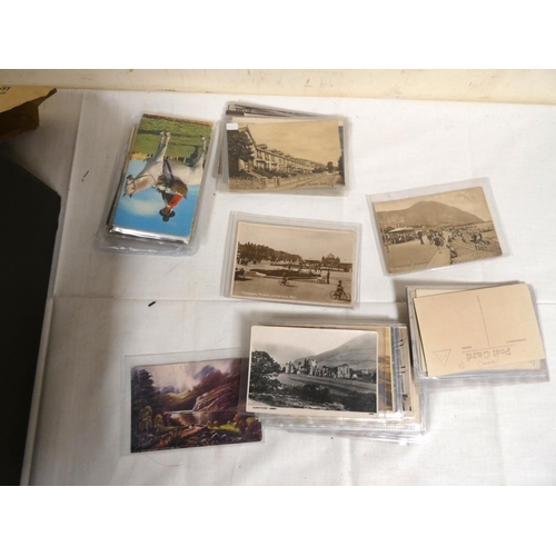 Postcards. Extensive collection of approx. 400 old postcards, mainly ...