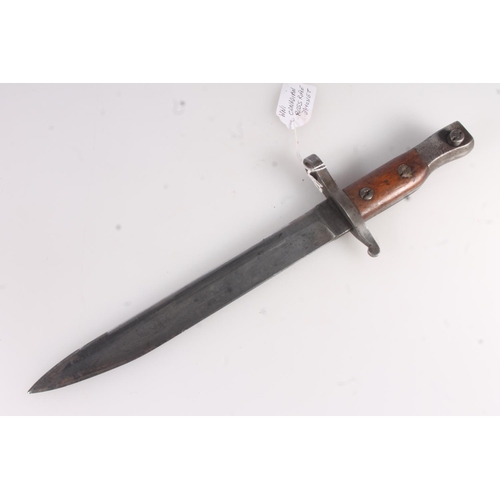 Canadian pattern 1908 bayonet, the pommel stamped 'ROSS RIFLE CO QUEBEC ...