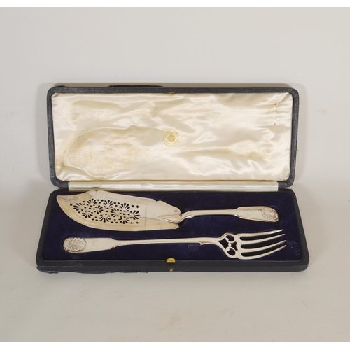 Irish silver fish slice with shell paterae and crested to the stem, PW ...