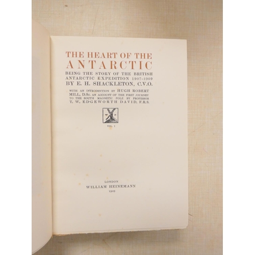 SHACKLETON E. H. The Heart of the Antarctic Being the Story of the ...